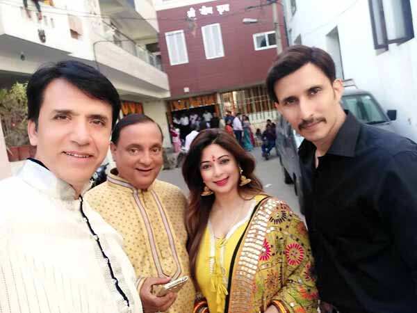 Jaipur actor Ajay celebrates child’s birth in hometown with wife Malini ...