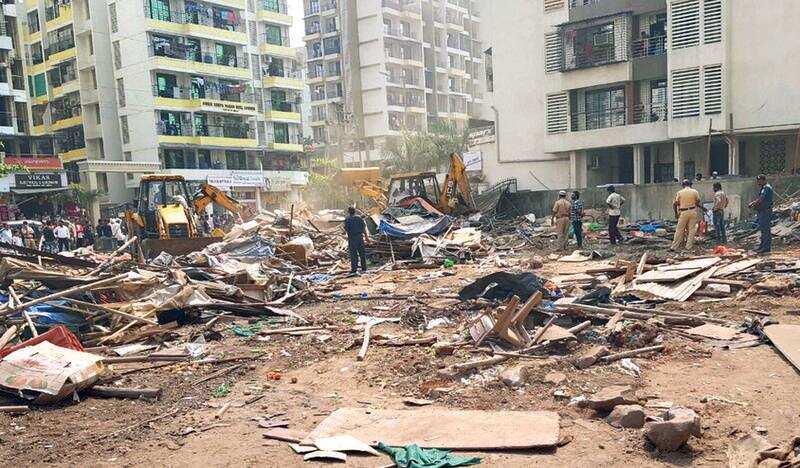 Civic body, Cidco raze illegal structures in Taloja, Vashi areas | Navi ... Civic body, Cidco raze illegal structures in Taloja, Vashi areas | Navi ...