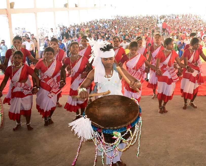 tribal performance: Sarhul celebrations begin in Ranchi | Events Movie ...