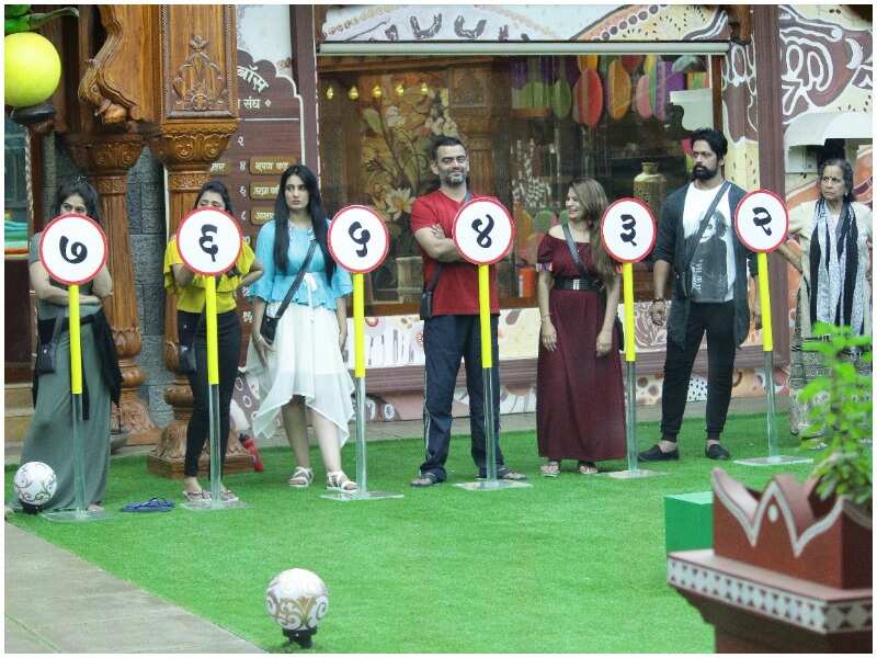 Bigg Boss Marathi Written update, April 23, 2018, Day 6: Anil Thatte ...