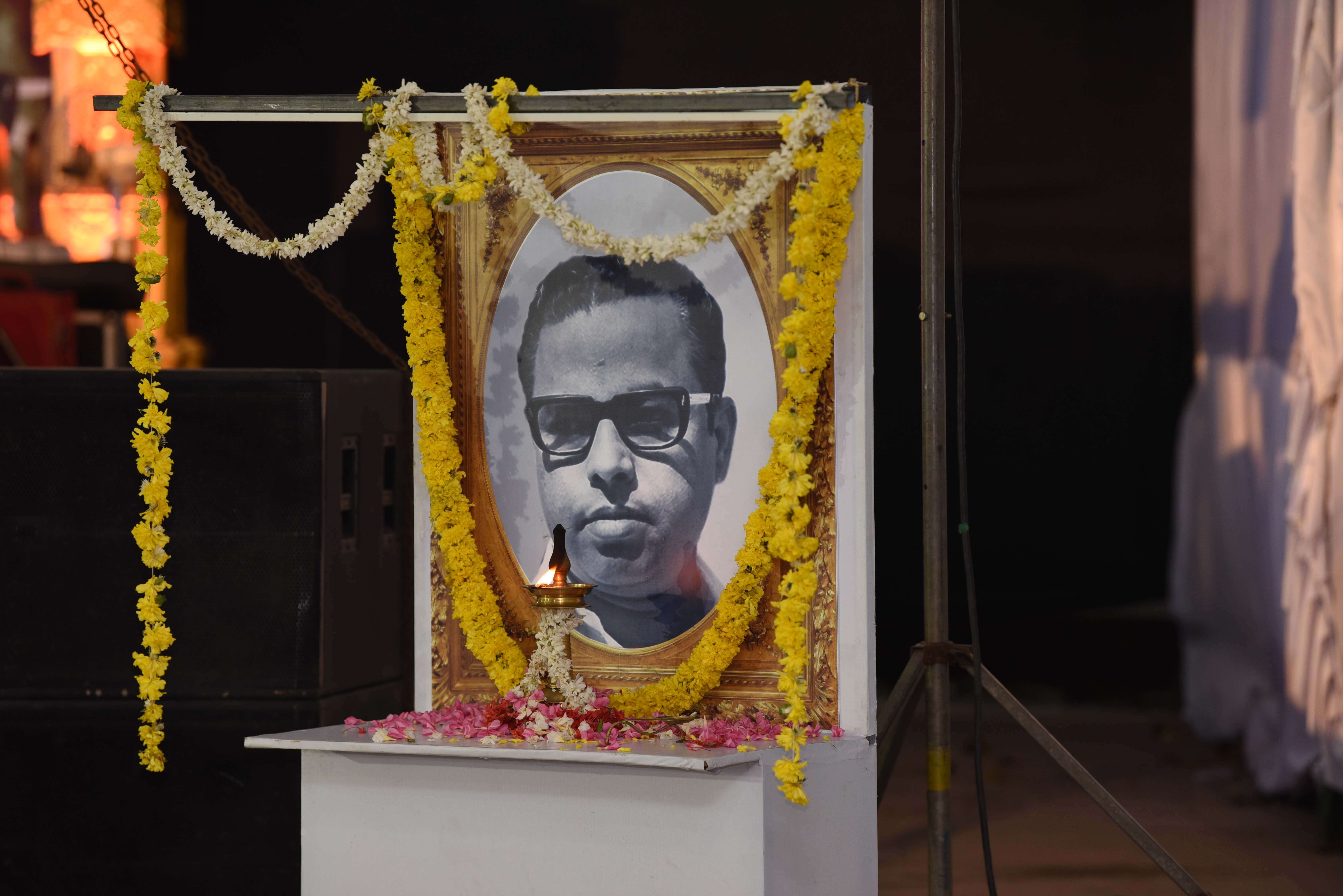 Rekha Raju: Celebrating the poet Vayalar Ramavarma | Events Movie News ...