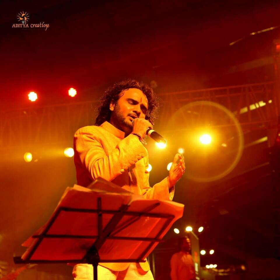 Singer: Singer Parthiv Gohil releases a new fusion track | Gujarati ...