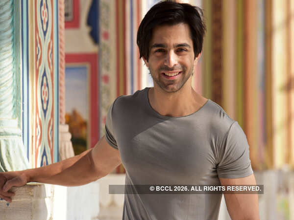 Jaipur boy Gaurav Wadhwa plays lead in Super Sisters - Times of India