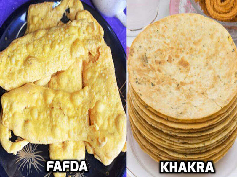 What's the difference between Khakra and Fafda