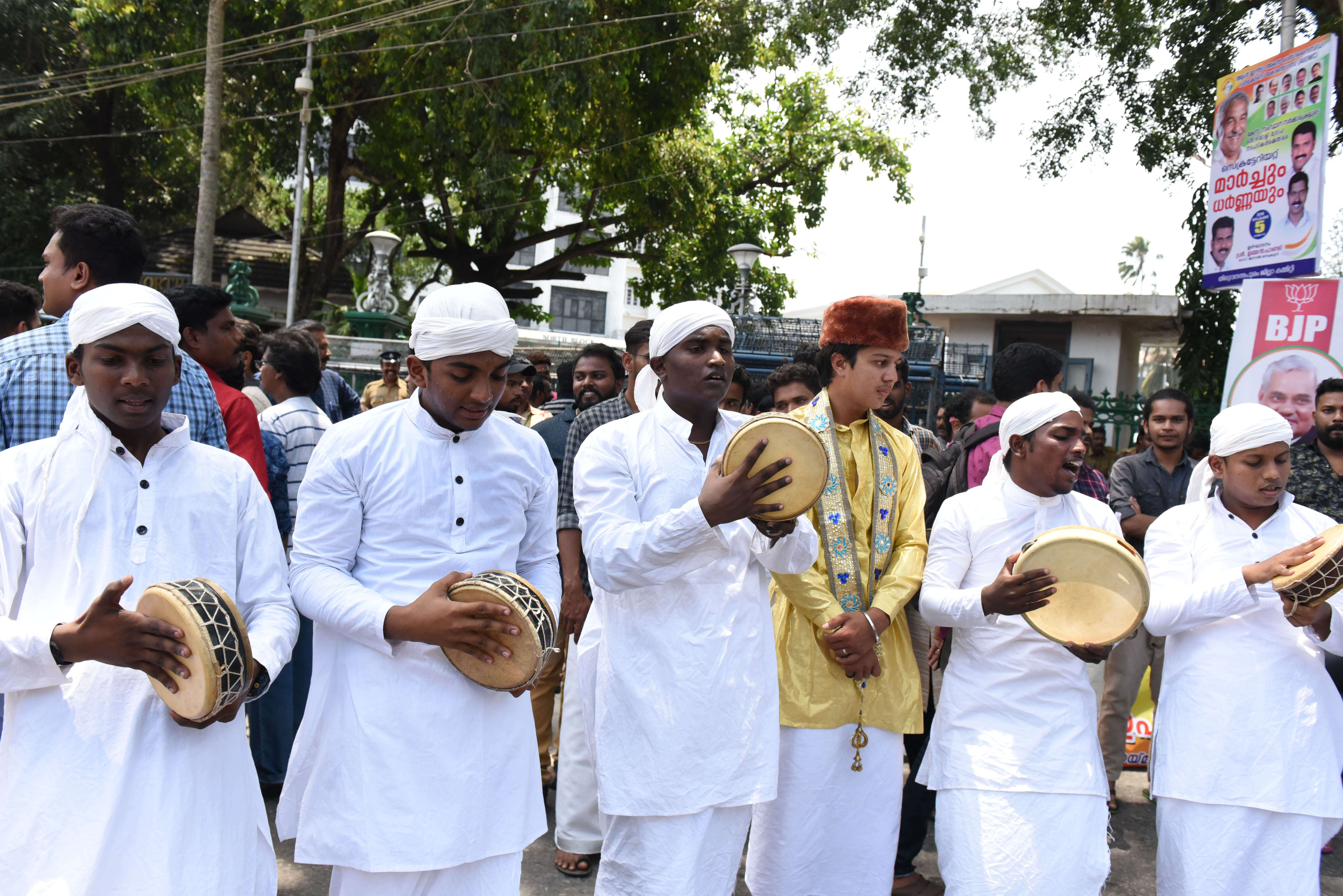 kerala state school youth festival: A duff muttu protest | Events Movie ...