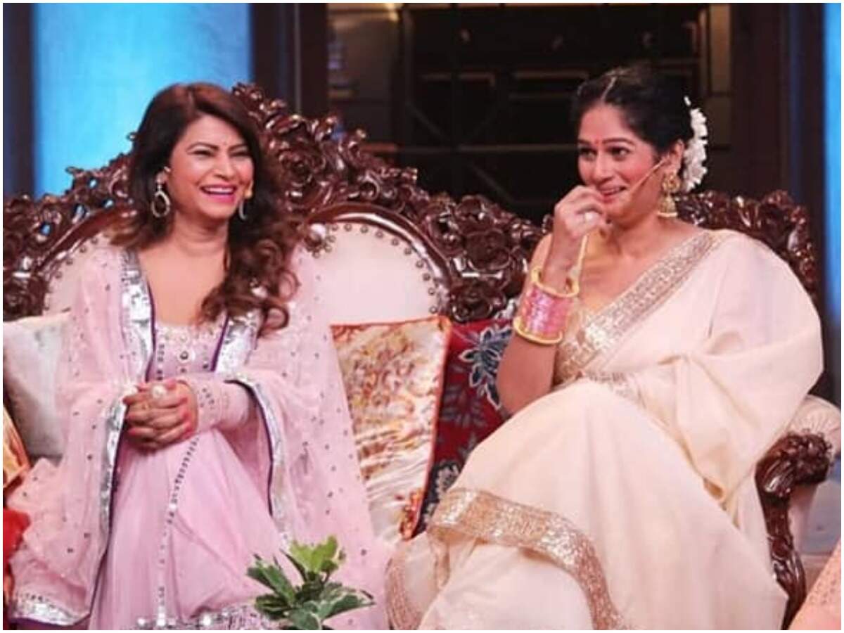 Resham Tipnis roots for Bigg Boss 12 contestant Megha Dhade - Times of ...