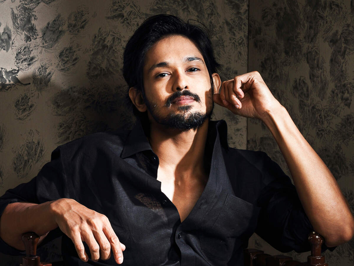 Nakkhul to make his TV debut - Times of India