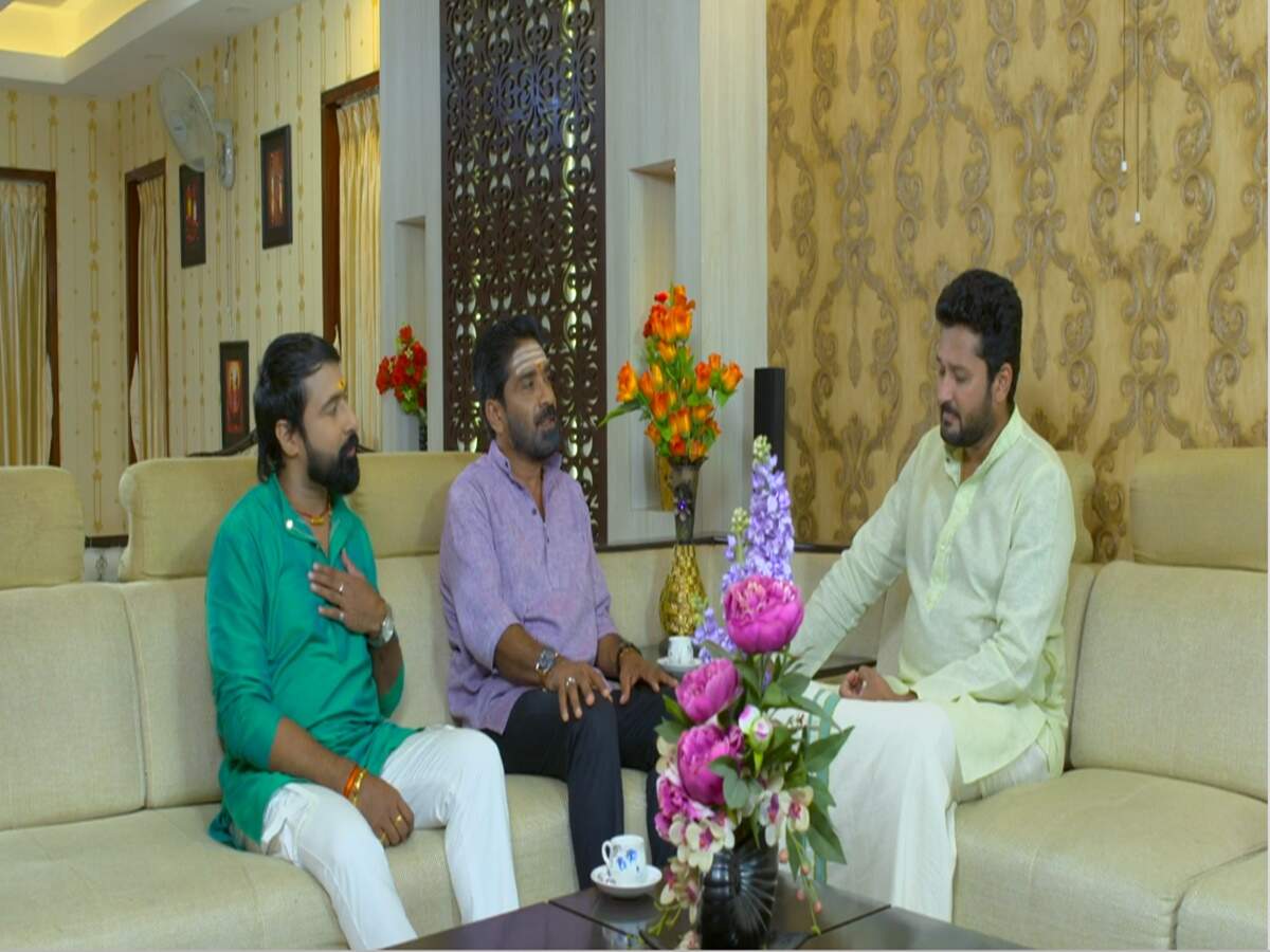 malayalam serial: Vanambadi written update, November 27, 2018: Mohan ...