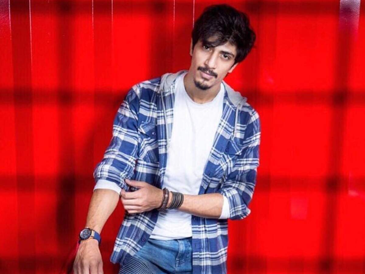 shariq hassan: Bigg Boss Tamil fame Shariq Hassan thanks fans for their ...