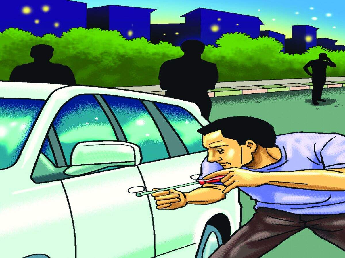 Stranger knocking on your car window? Do not engage - Times of India