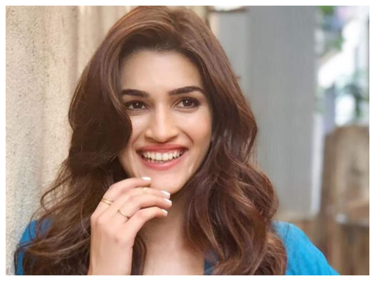 ‘Mimi’: The first looks poster of Kriti Sanon’s film based on surrogacy ...