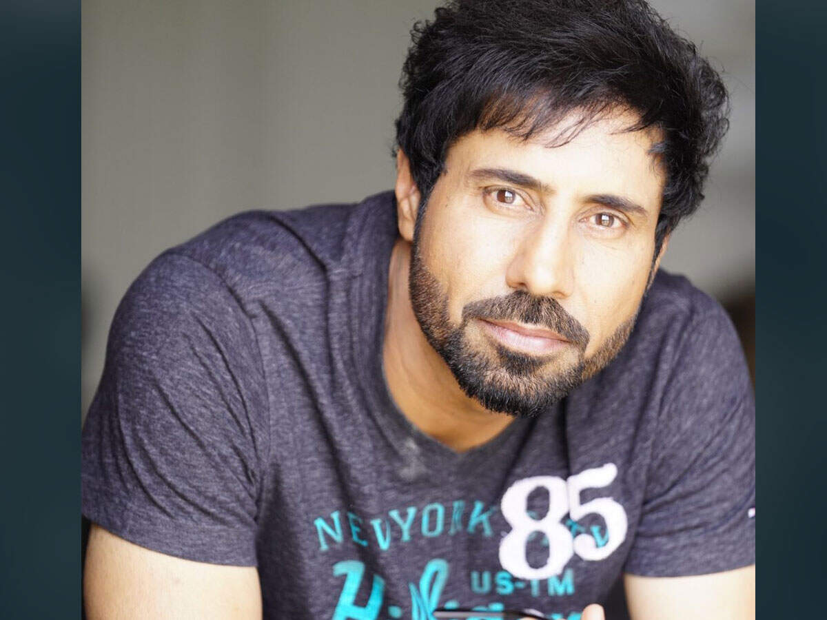 Binnu Dhillon: An artist always strives for character | Punjabi Movie ...