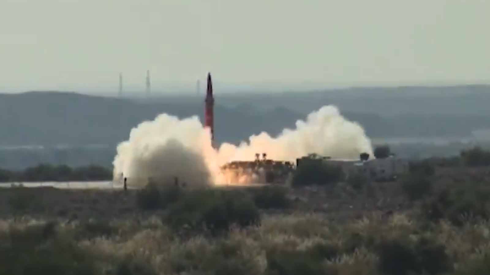 Pakistan conducts test launch of Surface-to-Surface ballistic Missile ...