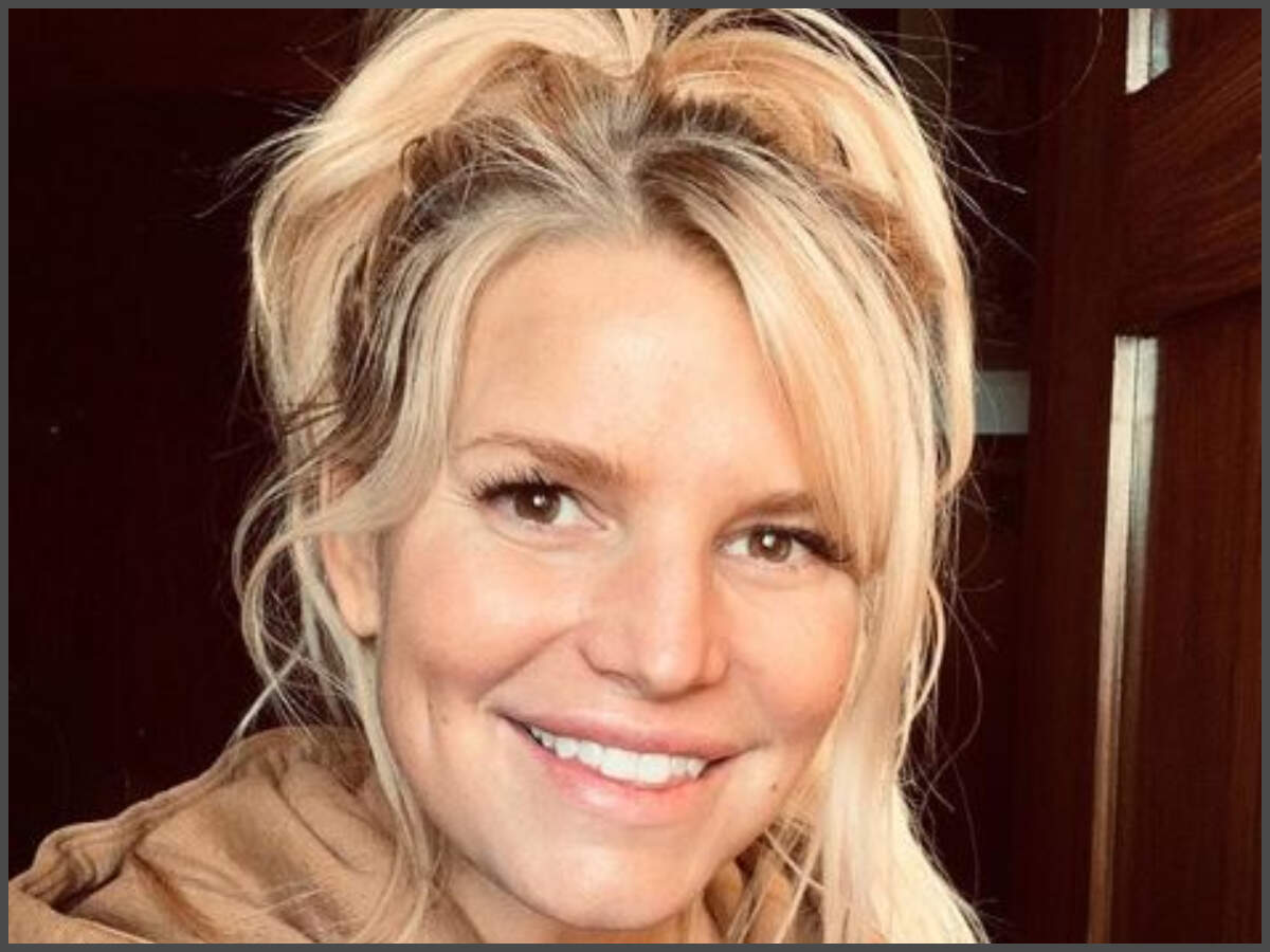 Jessica Simpson's scary infection from post-pregnancy tummy tuck ...