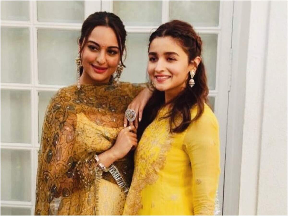 Alia Bhatt In Yellow Punjabi Dress