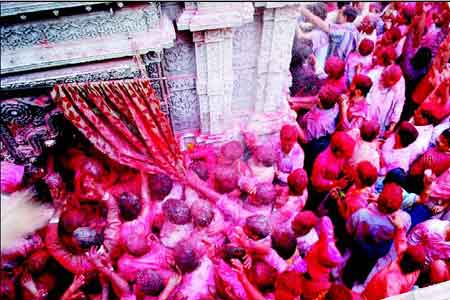 Holi: Legends, myths and rituals - Times of India