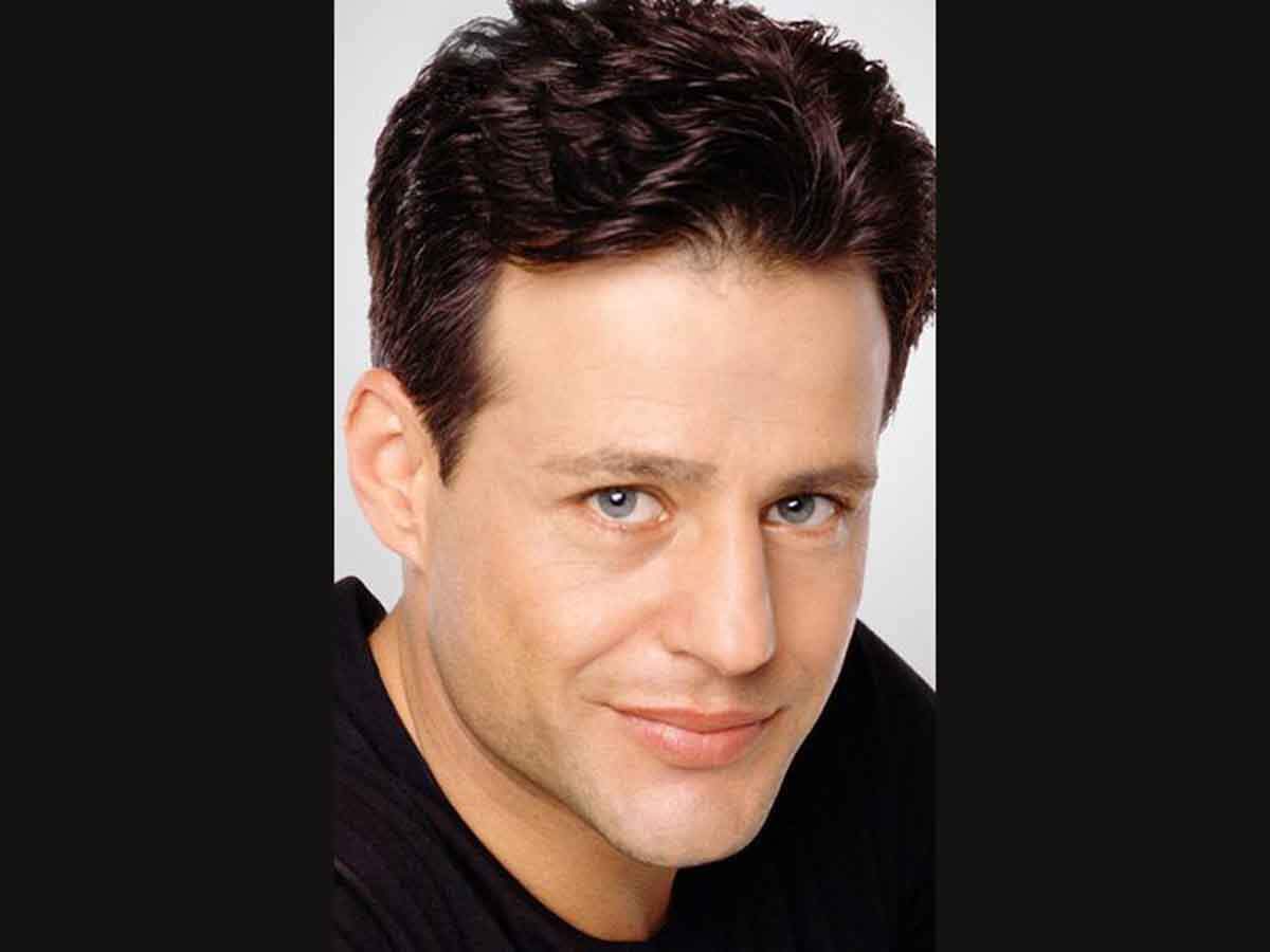 Louis Mandylor Actor