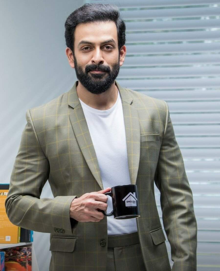 Prithviraj becomes the latest Indian celebrity to get the UAE Golden ...
