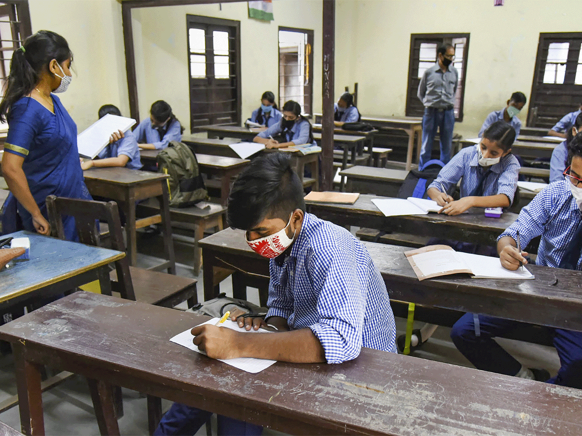 Kerala School Students In Classroom