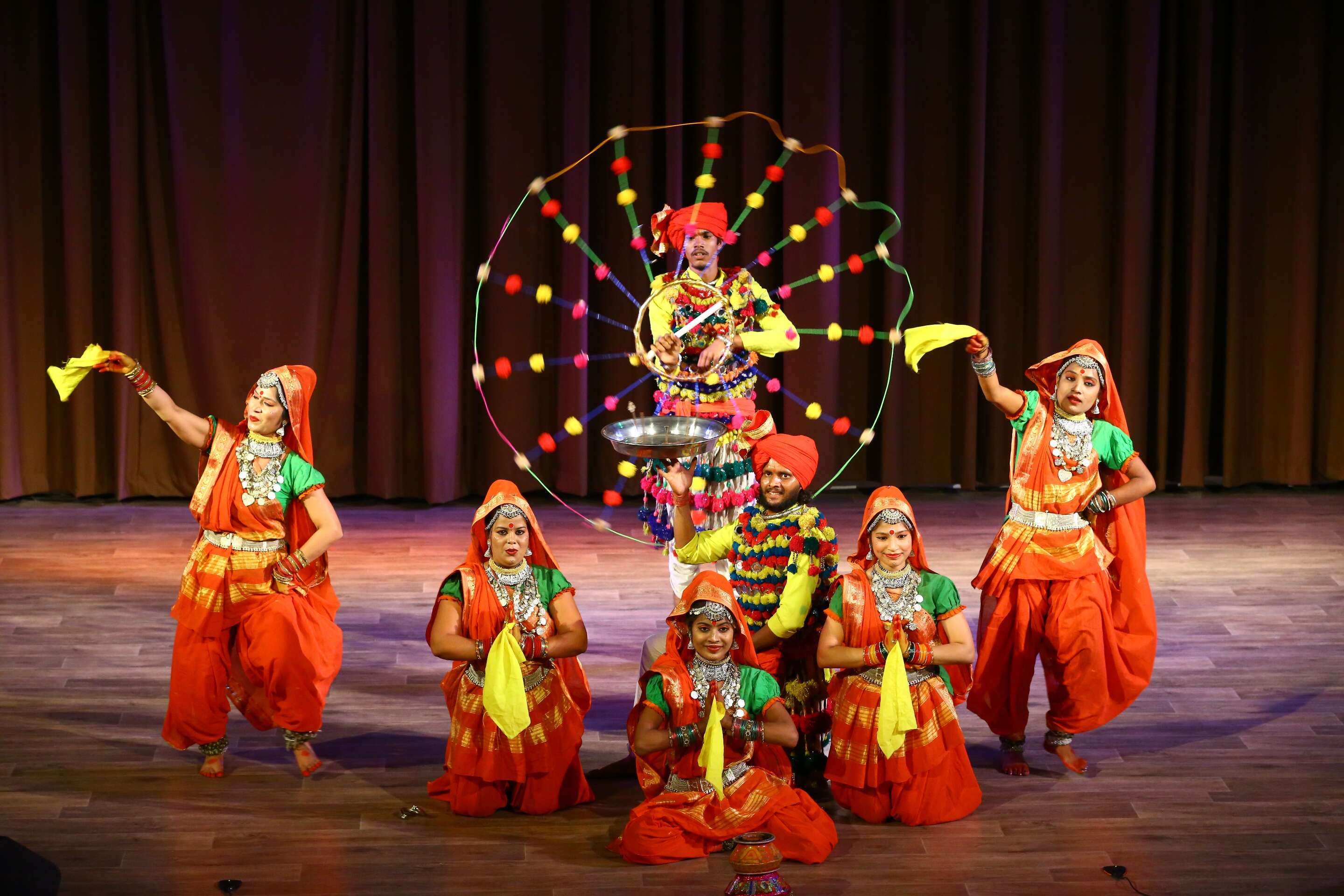 Tribal Museum: Bundelkhandi dancers bring their tribal dances to Bhopal ...