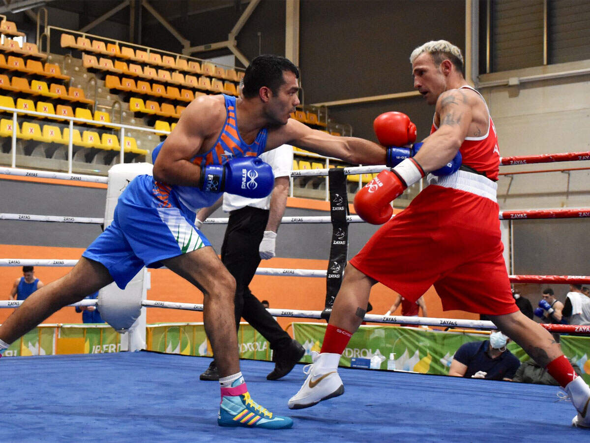 Vikas Krishan, Manish Kaushik among six Indian male boxers in final of ...