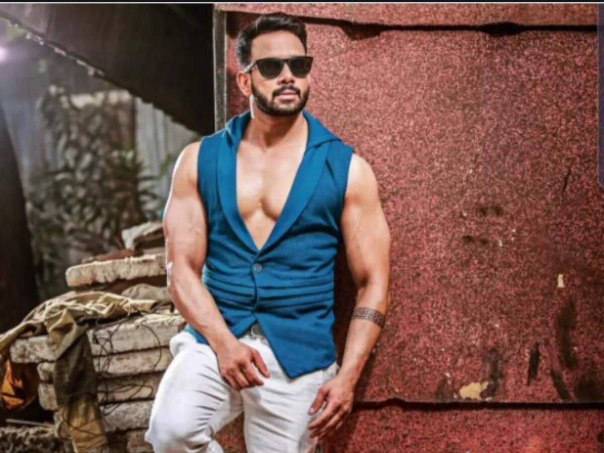 Tamil Actor Bharath Body