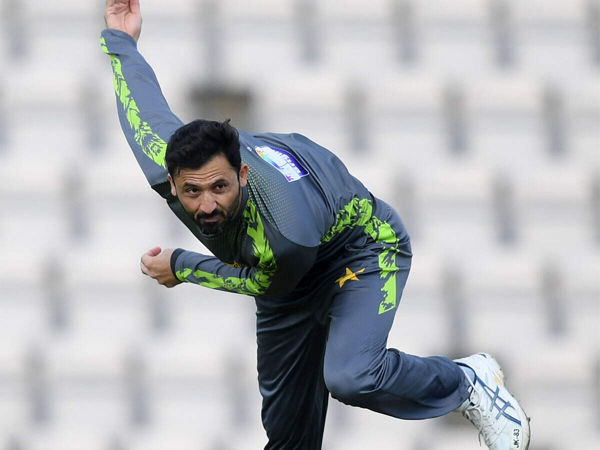 Junaid Khan Cricketer Photos