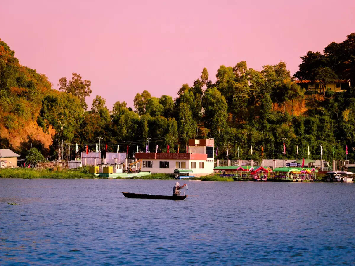 Heritage Lakes Of India: A look at most picturesque heritage lakes in ...