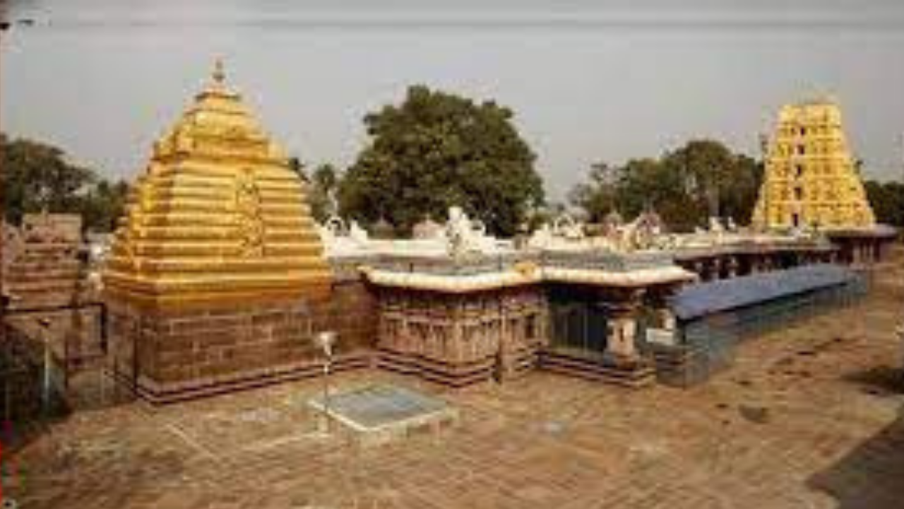 srisailam: Andhra Pradesh: Aadhaar card must for Srisailam darshan ...