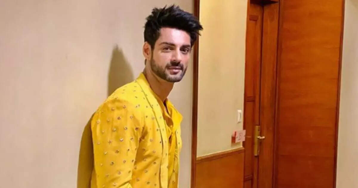 Birthday Boy Karan Wahi's most stylish looks | Times of India