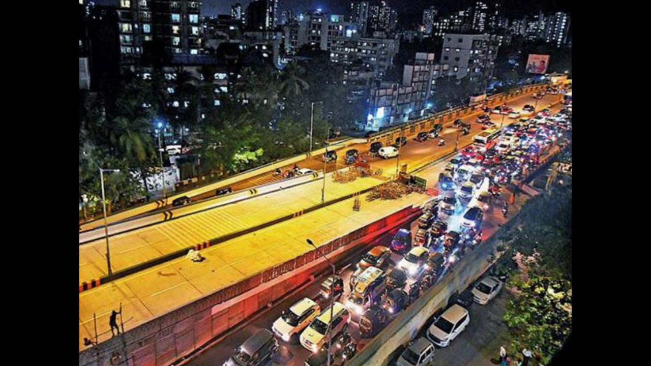 Bandra, Mumbai: Map, Property Rates, Projects, Photos, Reviews, Info