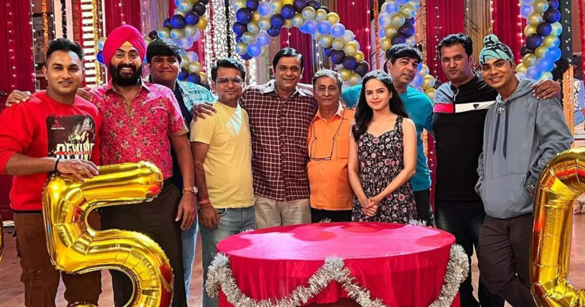 Taarak Mehta completes 3500 episodes; Tapu Sena and other cast members ...