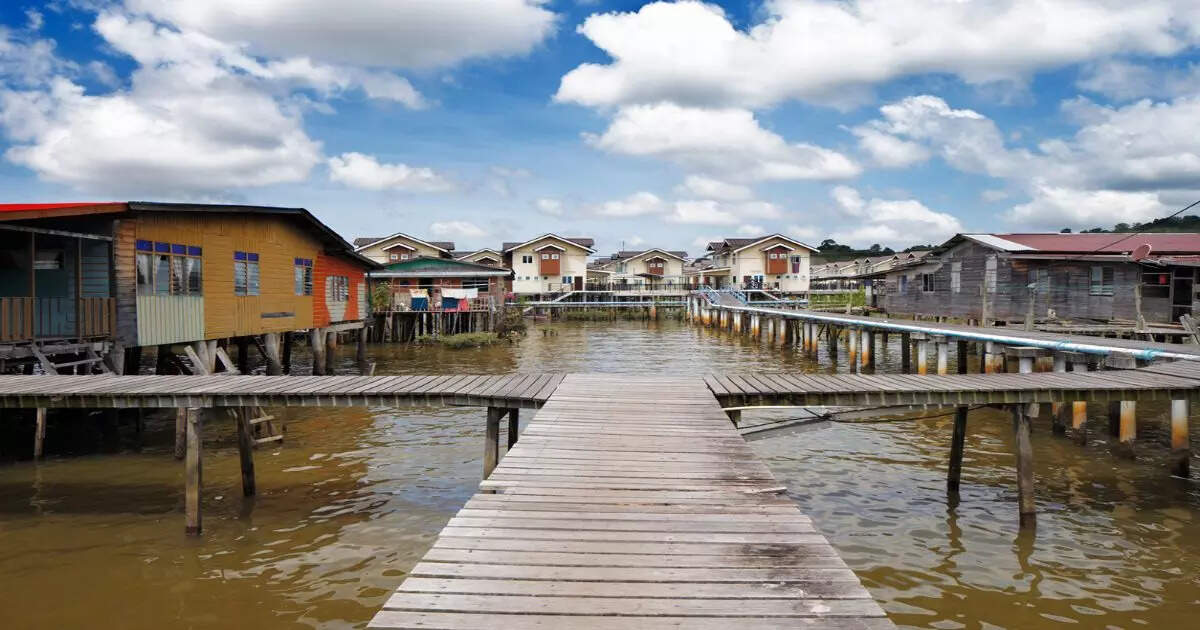 Beautiful photos of the world’s floating villages are all you need to ...