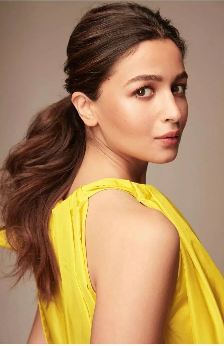 Alia Bhatt Grateful For A Decade Of Love In Bollywood