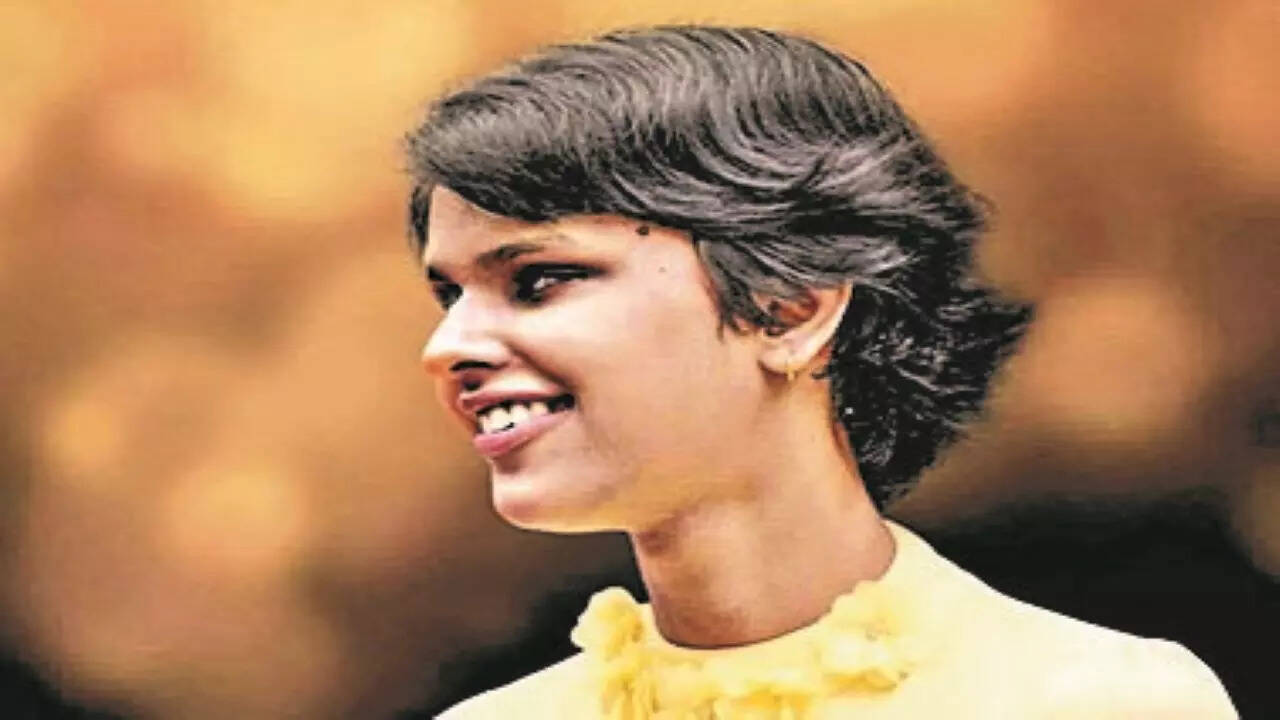 Alice Simon's Instagram, Twitter & Facebook on IDCrawl