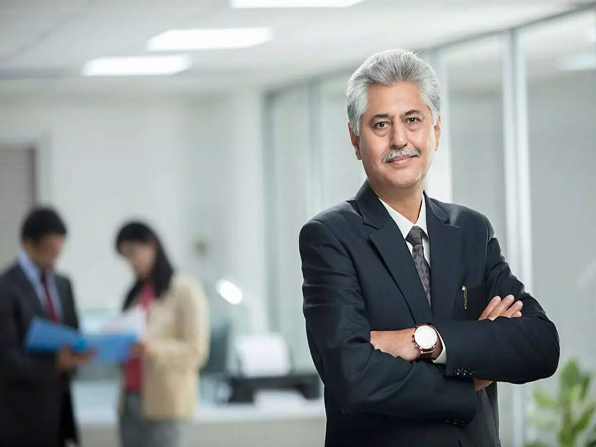 How IIM Lucknow’s Senior Leadership Programme will help you advance ...