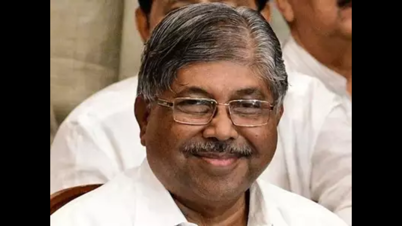 chandrakant patil: Maharashtra minister Chandrakant Patil stokes ...