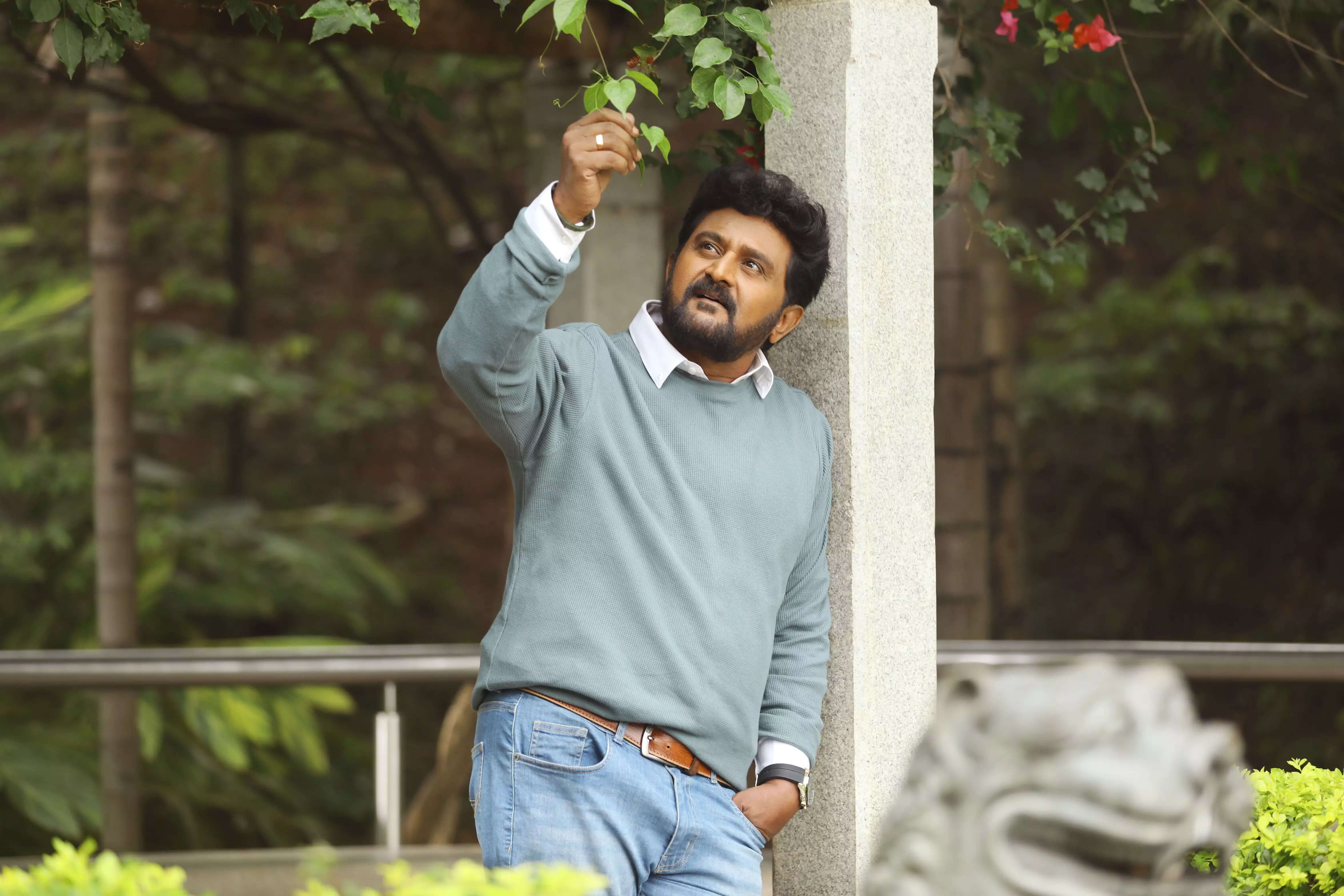 komal: Komal returns to films after 4 yrs as a priest - Times of India