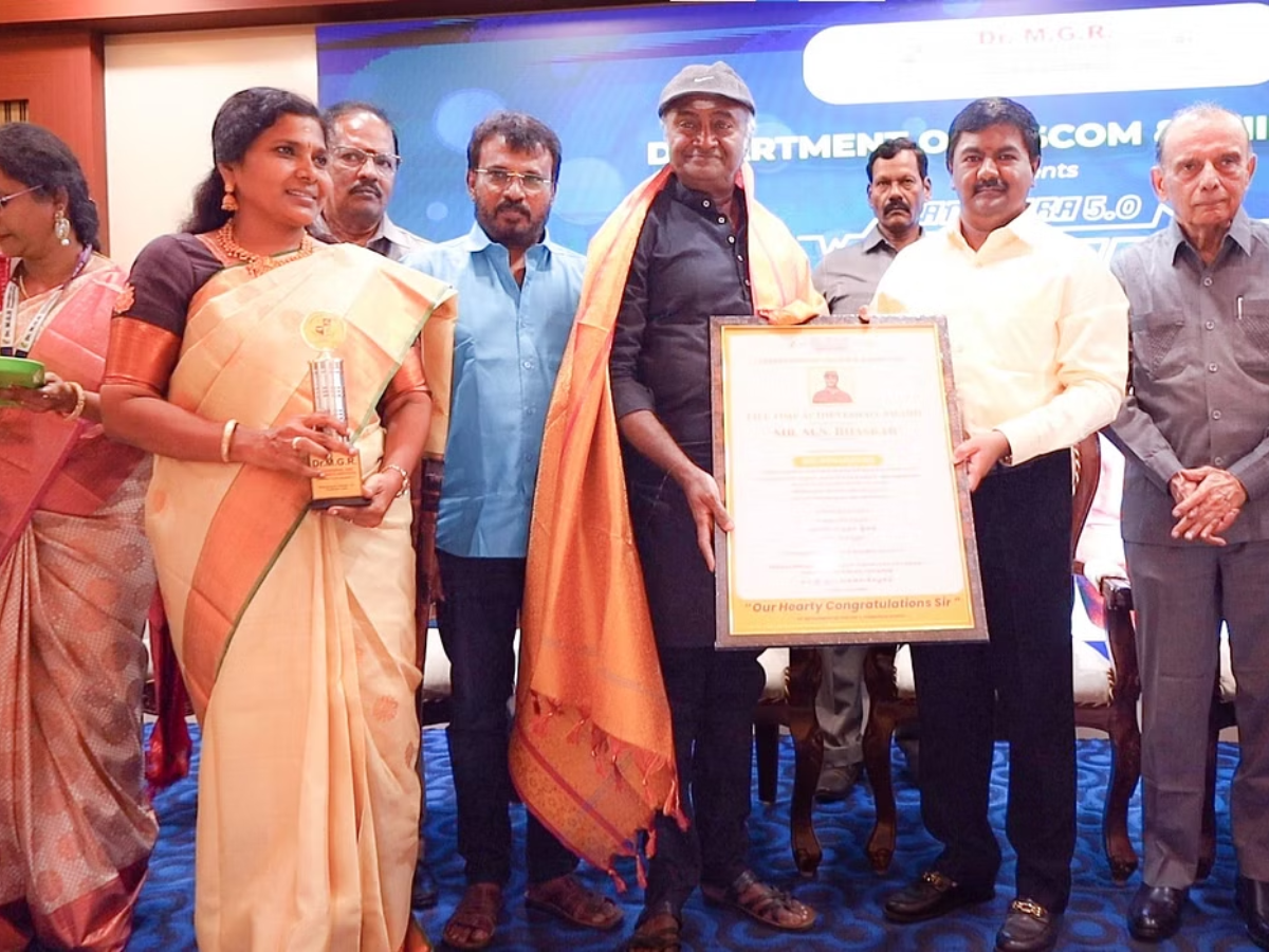 MS Bhaskar gets a lifetime achievement award - Times of India