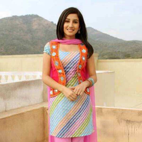 Yami Gautam And Gaurav Khanna Gaurav Khanna And Yami Gautam As Abeer