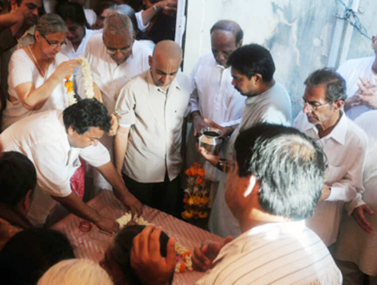 Taruni Sachdev Mother