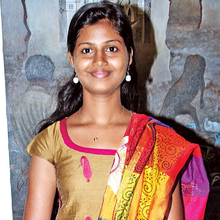 Supriya Menon First Marriage With Pradeep
