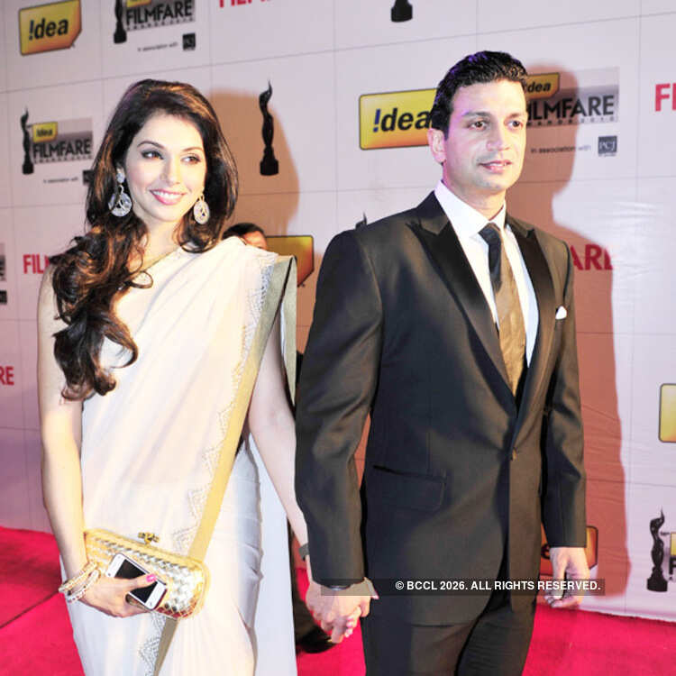 Inder Kumar Isha Koppikar Inder Kumar Height, Age, Family, Wiki & More