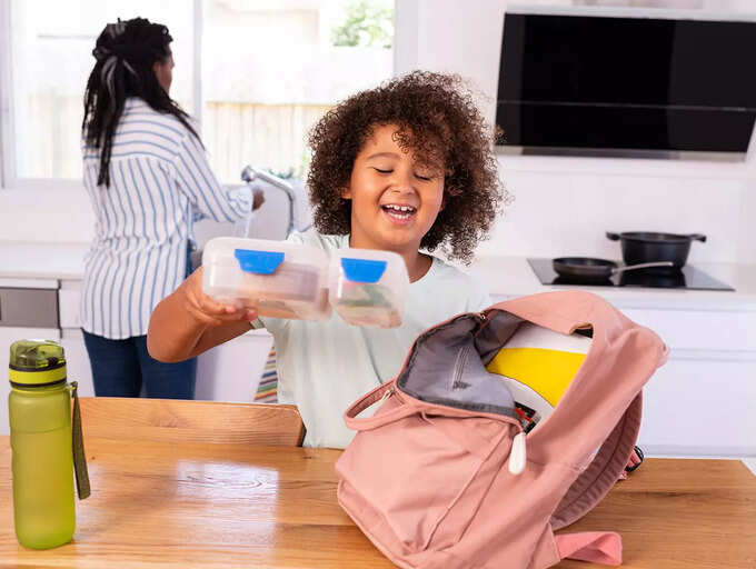 5 ways to get rid of bad smell from lunch boxes and bottles | The Times ...