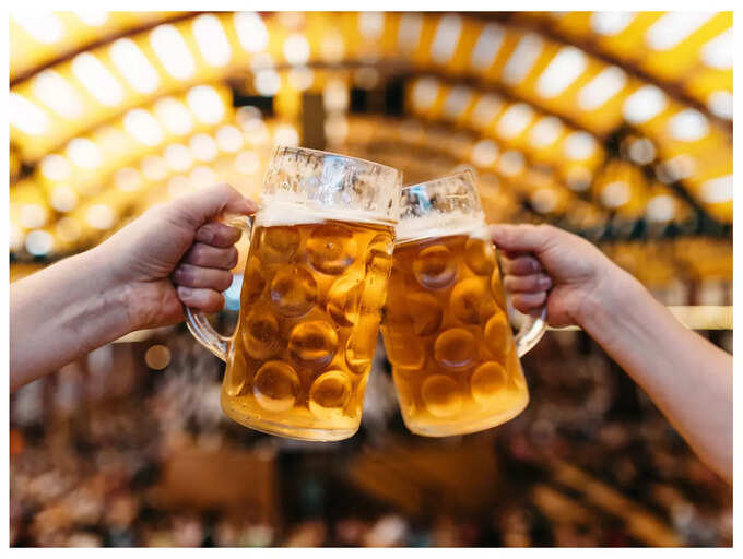 Beer Drinking Tips: 7 things to remember while drinking beer