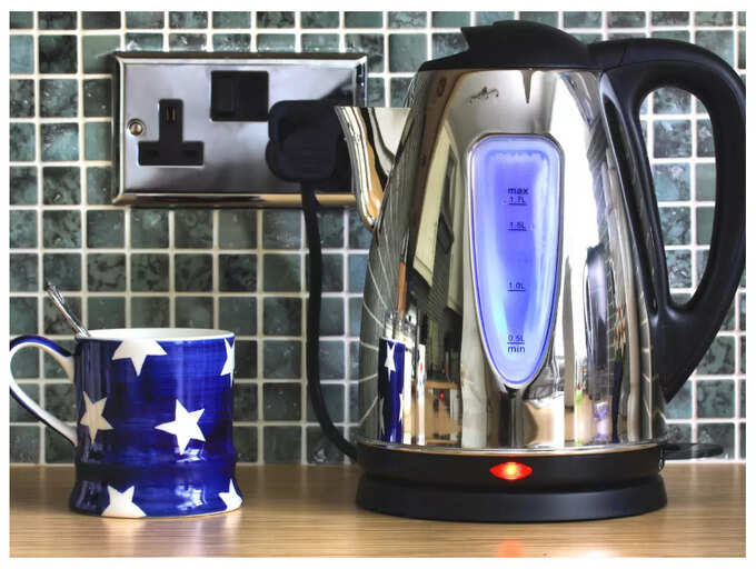 Electric Kettle Safety Tips: Kitchen Hacks 101: 5 safety tips for ...