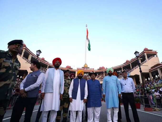 India's Tallest Flagpost: Our tiranga has dwarfed all at Wagah border