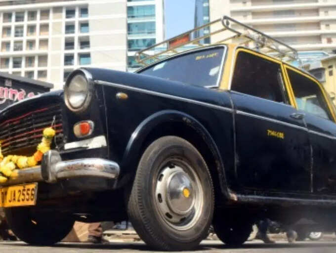 Mumbaikars bid adieu to Premier Padmini taxis: Recounting the nostalgia ...