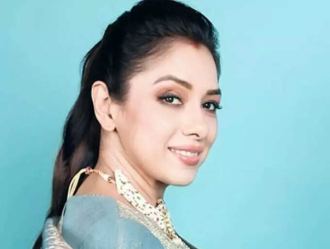 Rupali Ganguly’s top 15 off-screen glam looks | The Times of India