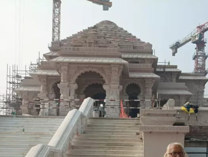 Temple town Ayodhya decked up with lights, flowers, sculptures ahead of ...